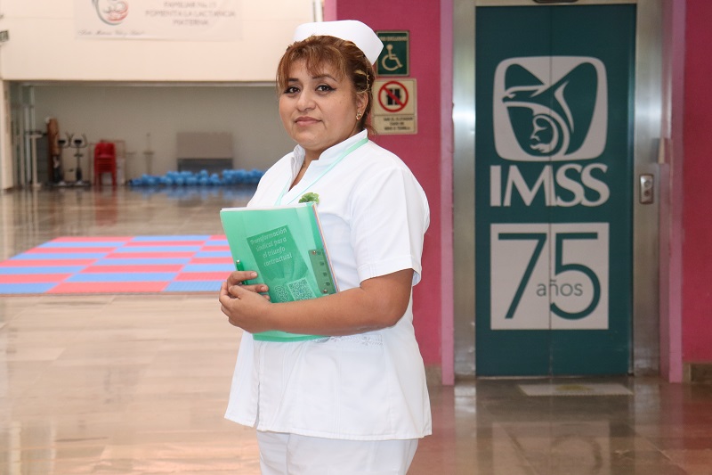 “Gaby” enfermera IMSS con discapacidad motriz que trabaja por salud de ...